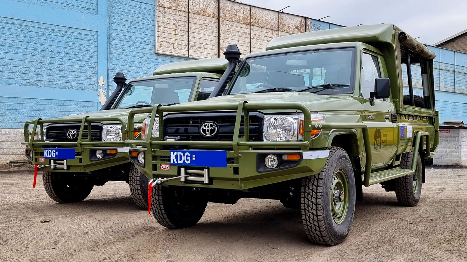 I Can't Stop Staring At This Rivian R1T Safari Truck - The Autopian