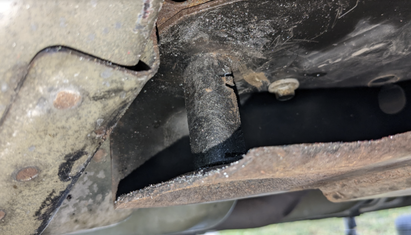 How A Ridiculous MacGyver Fix Prevented A Rusty Chevy HHR From Ruining ...