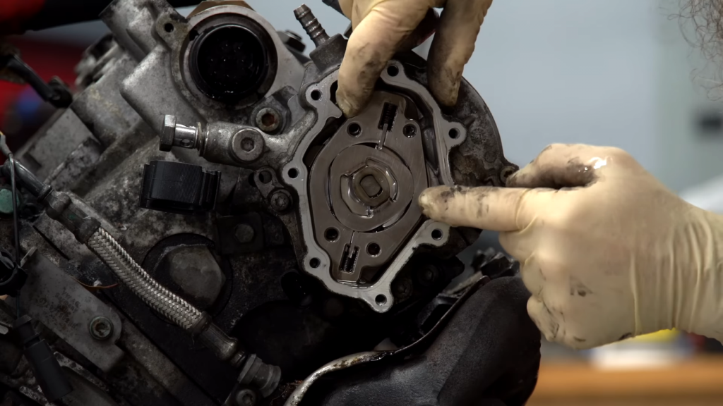 Why This V10 Diesel Is One Of The Hardest Engines Of All Time To Work ...