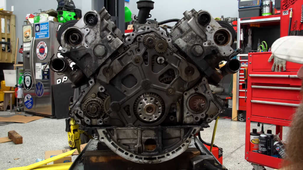 Why This V10 Diesel Is One Of The Hardest Engines Of All Time To Work ...