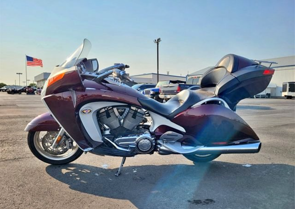 Tri-Magnum Trike, Volvo 1800ES Shooting Brake, Buick Super Estate Wagon ...