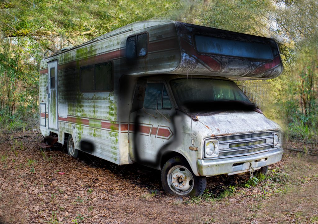 The Daydreaming Designer Shows How To Make A Budget Tiny House From A ...