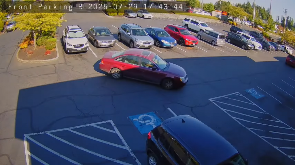 Man Tries And Fails To Tow His Broken Ford Three Times, Somehow ...