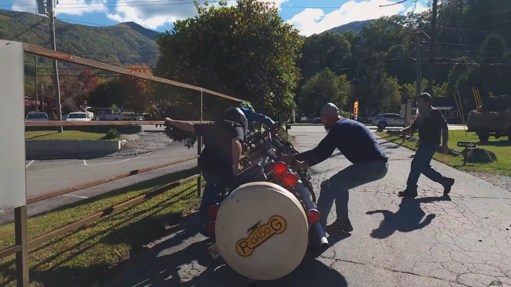 This 17-Foot Long Motorcycle With A Chevy II Engine Weighs 3,200 Pounds ...