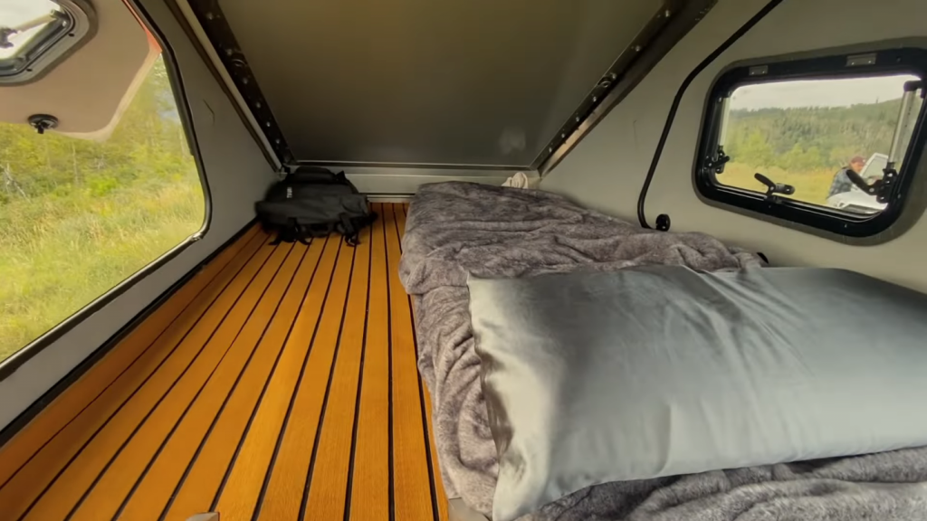 Here's What You Get In A 1,000 Pound Lightweight Camper Meant To Be ...