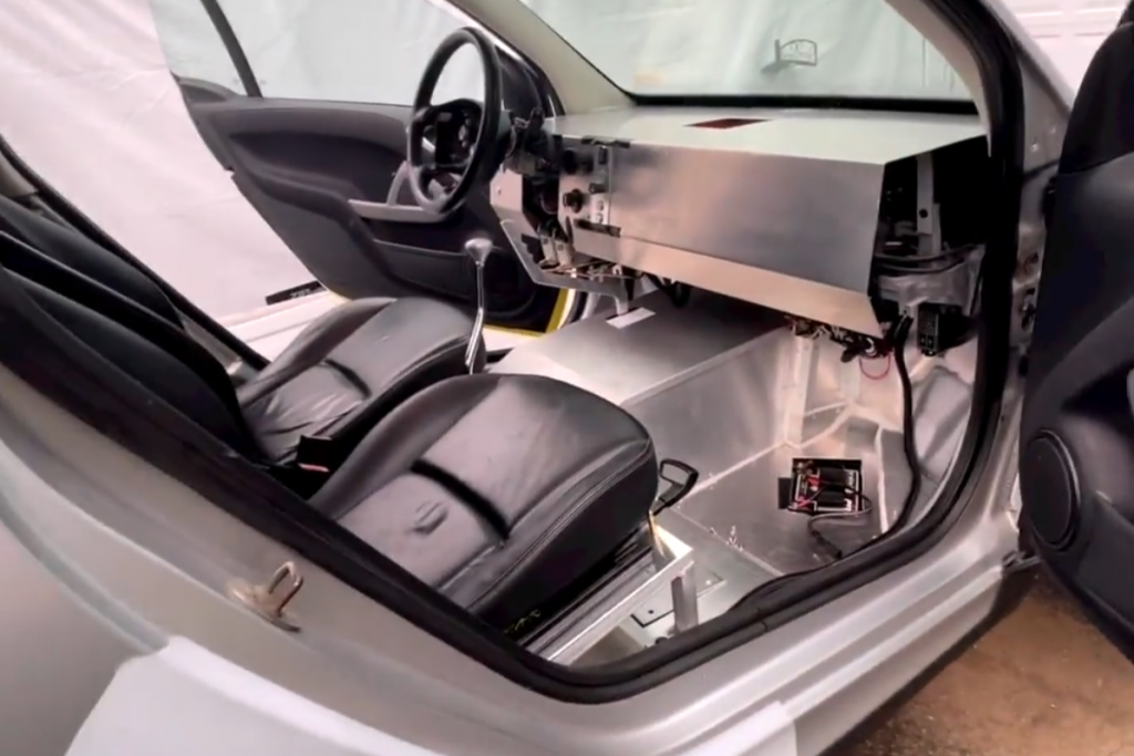 Someone Built An Absurd 4x4 Smart Car With An LS1 V8 Engine And A ...