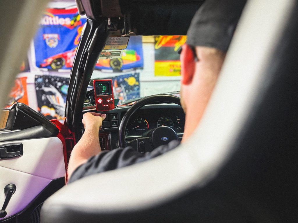 How To Make A Game Boy Color Retro Speedometer For Your Car (And Why It ...