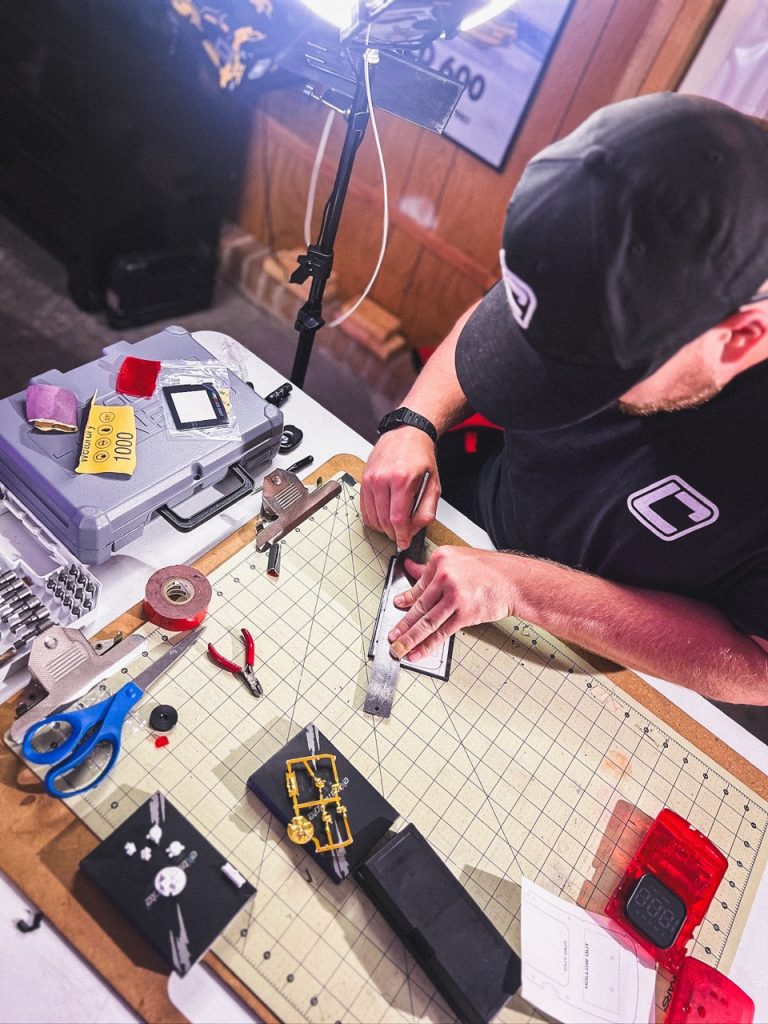 How To Make A Game Boy Color Retro Speedometer For Your Car (And Why It ...