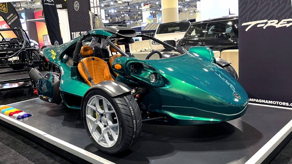 This Insane Canadian Three-Wheeler Claims To Outgrip A Porsche 911 GT3 ...