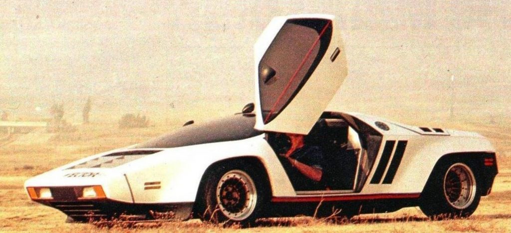 America's Craziest Car Company Once Built The 625 HP Wedge-Shaped ...