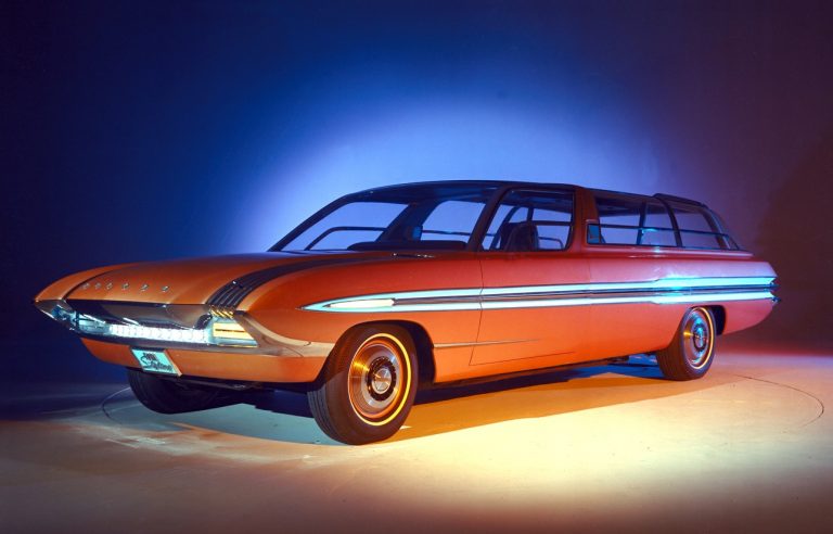 Ford Made A '60s Concept Car So Wild It Had A Double Oven And 12 ...