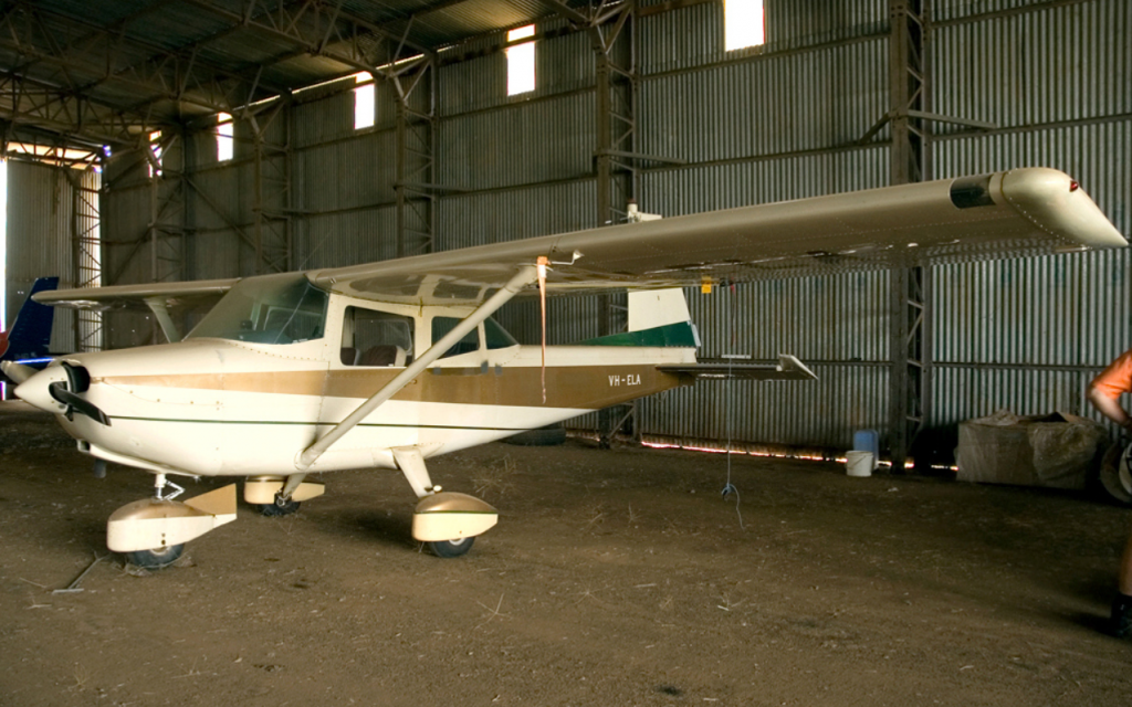 This New Pilot's Incredible Highway Landing Is A Perfect Lesson In ...