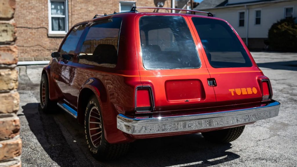 American Motors Corporation Actually Built This Incredible Van And Now ...