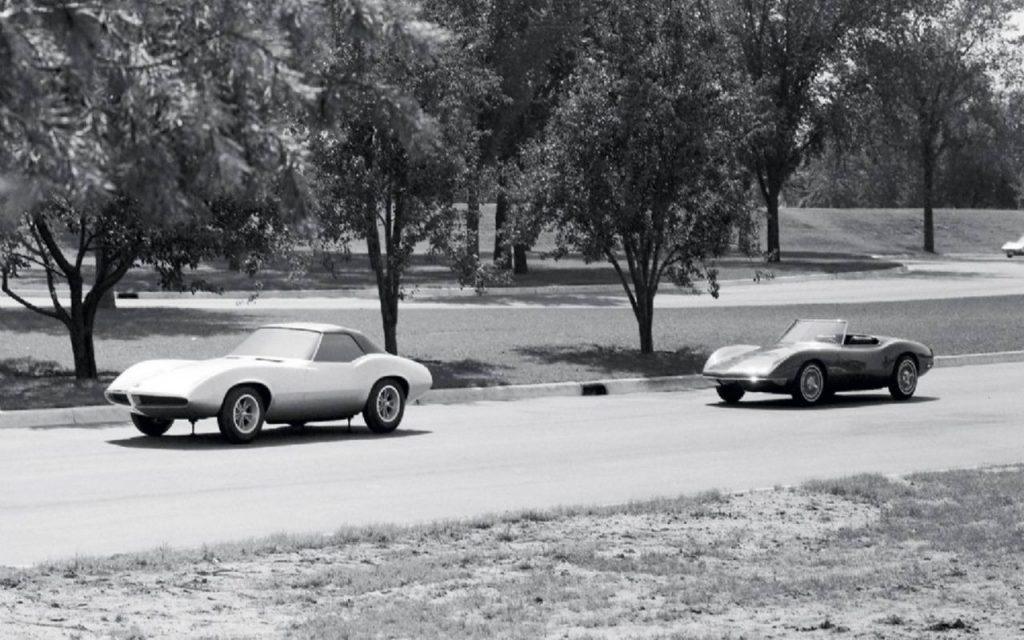 The Pontiac Banshee Was Supposed To Be A Cool Sports Car For The Masses ...