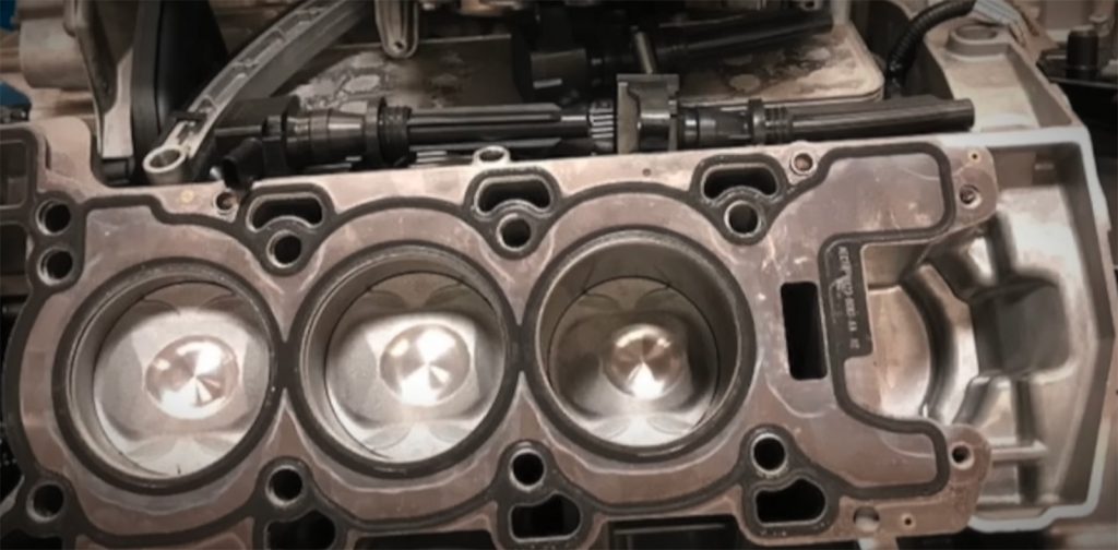 I Can't Decide If This Jaguar V6 Made By Blanking Off Two Cylinders ...