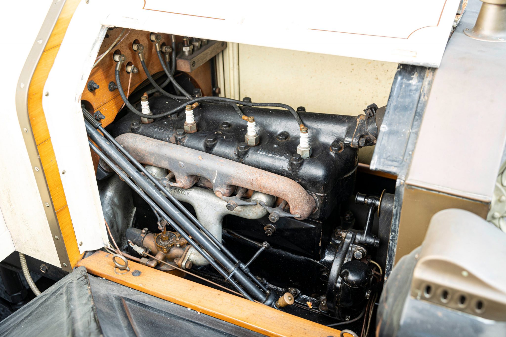 This 1914 Ford Model T Appears To Be The Oldest Surviving Motorhome In ...