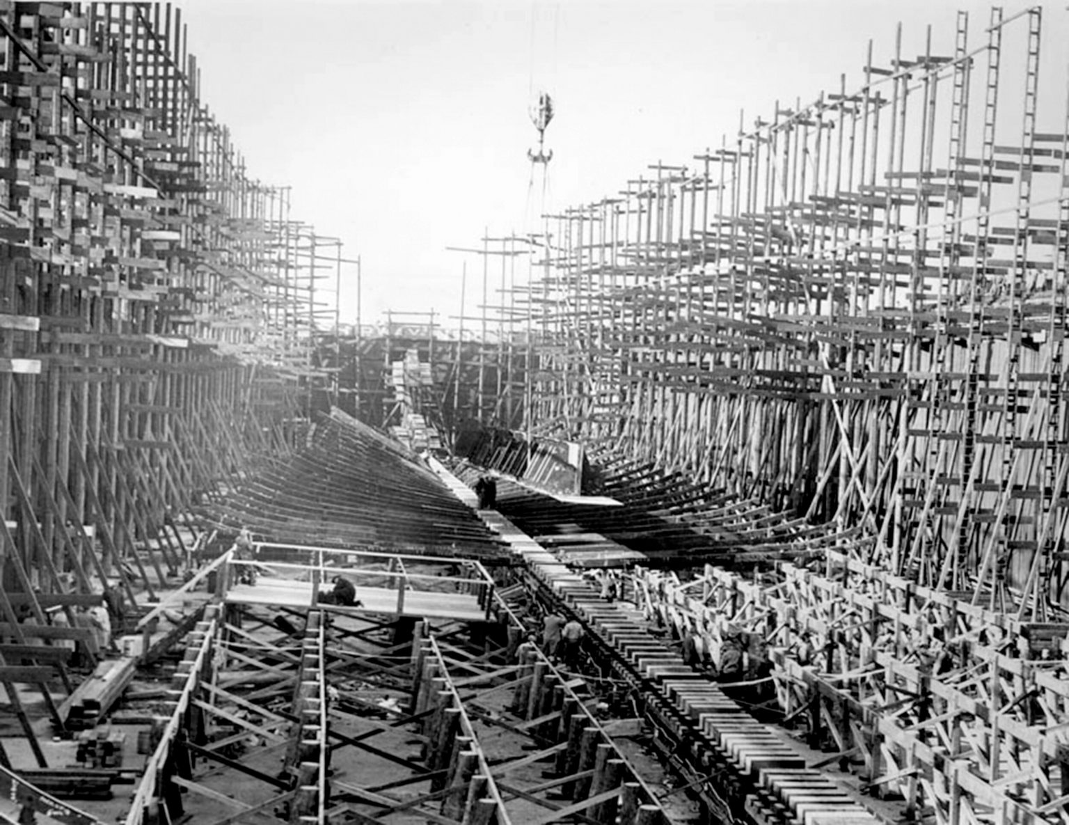 This Majestic Old Ship Is The Fastest Liner To Ever Cross The Atlantic ...