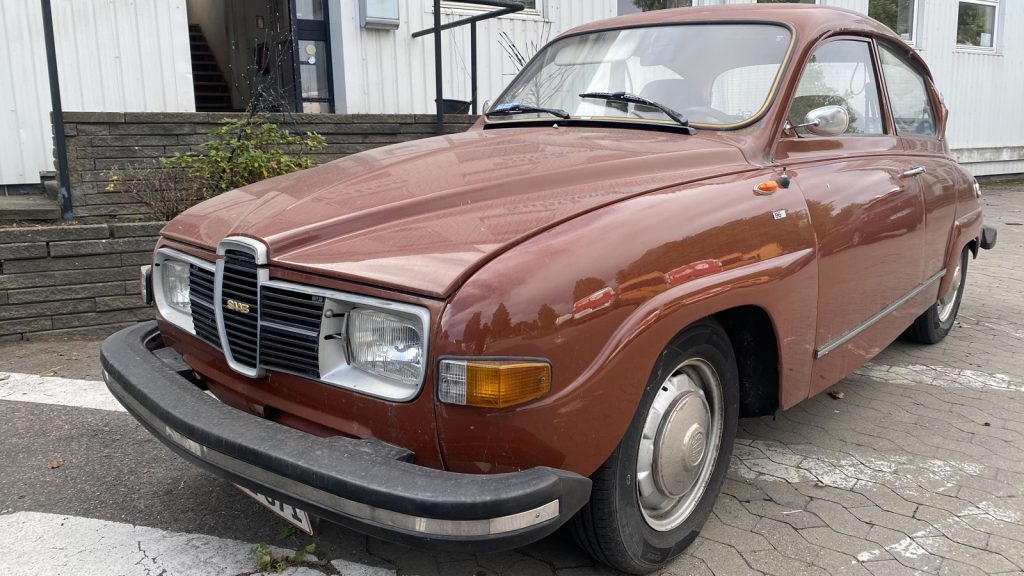 Let's Appreciate This Lovely Old Saab 96: Cold Start - The Autopian