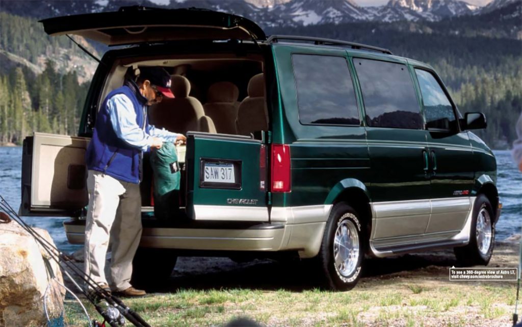 The Chevy Astro Van Had What May Be The Stupidest Rear-Door Setup In ...