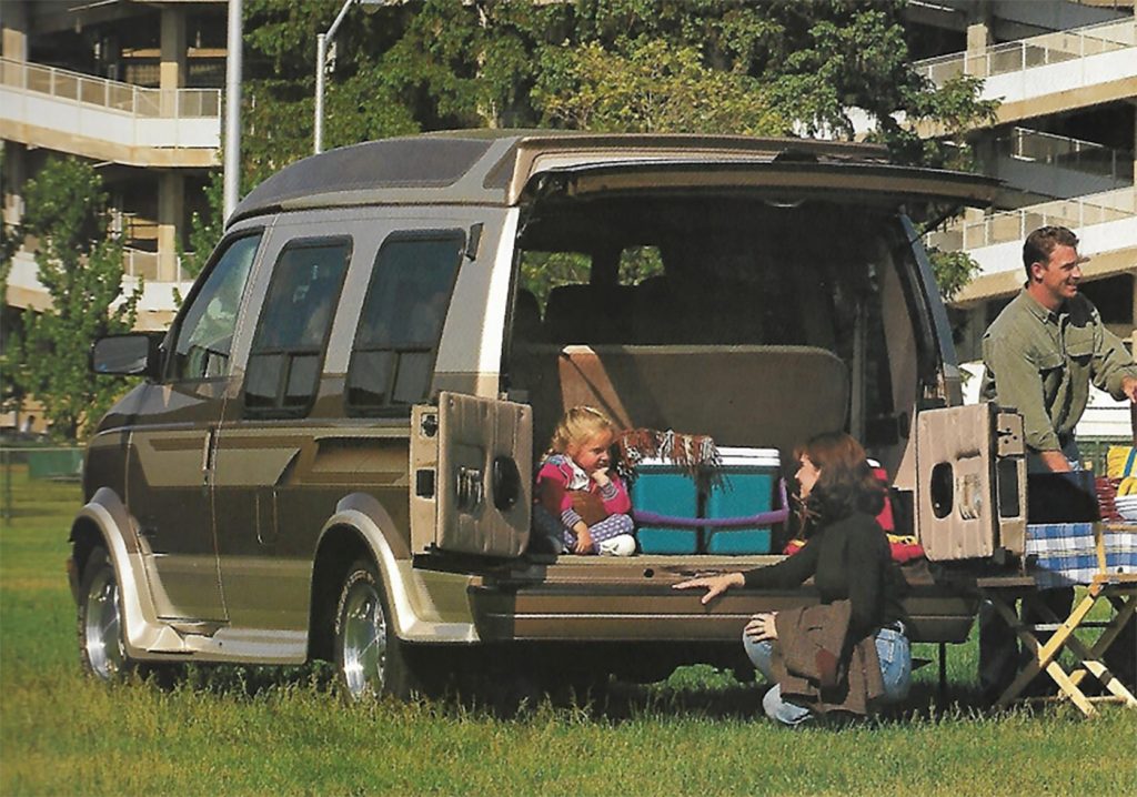 The Chevy Astro Van Had What May Be The Stupidest Rear-Door Setup In ...
