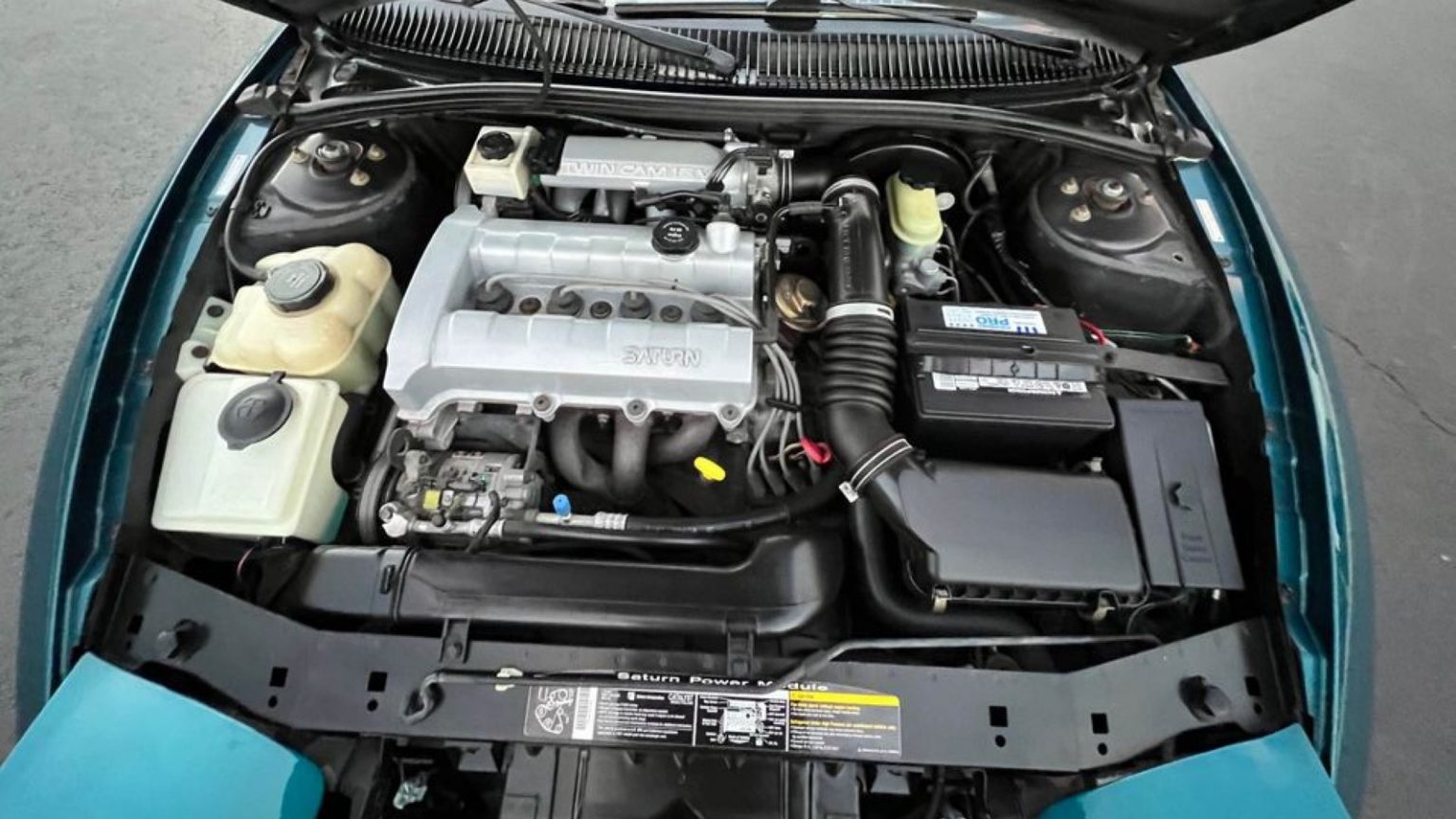 Let This Immaculate Saturn SC2 With Just 634 Miles On The Clock ...