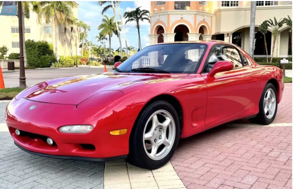 Bose's Solution For Big Bass Sound In The FD Mazda RX-7 Looked ...