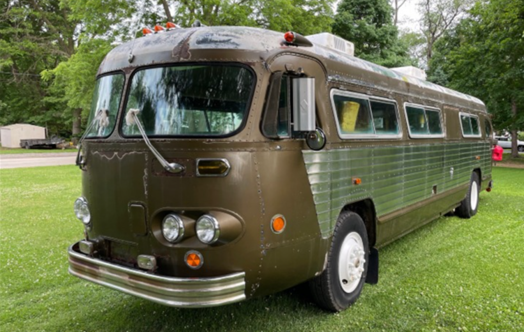 This Flxible Visicoach Used To Be An Airport Bus, Now It's A Steal Of A ...