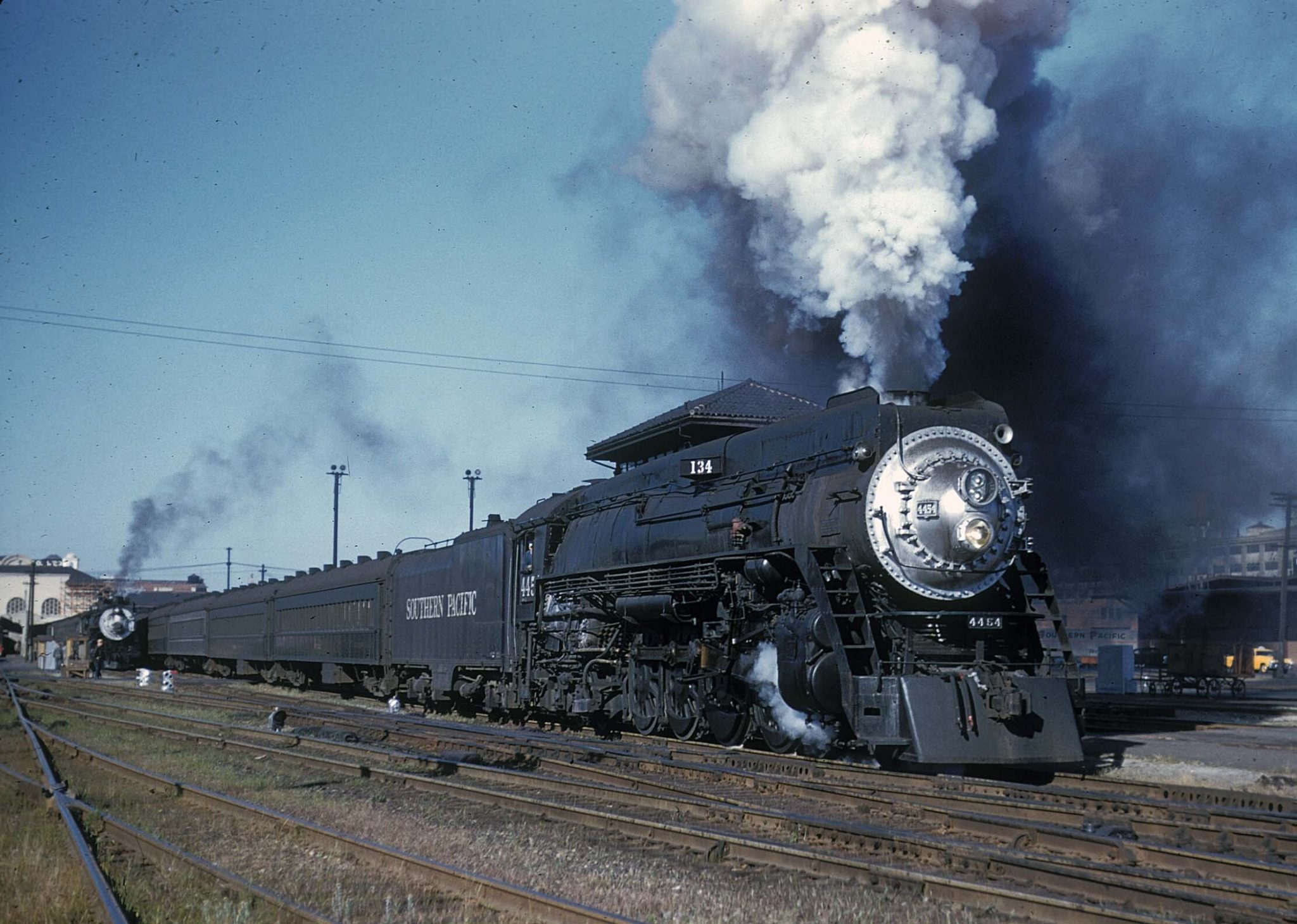 Caltrain Is Selling 20 Whole Locomotives On Its Store Like Giant Pieces ...