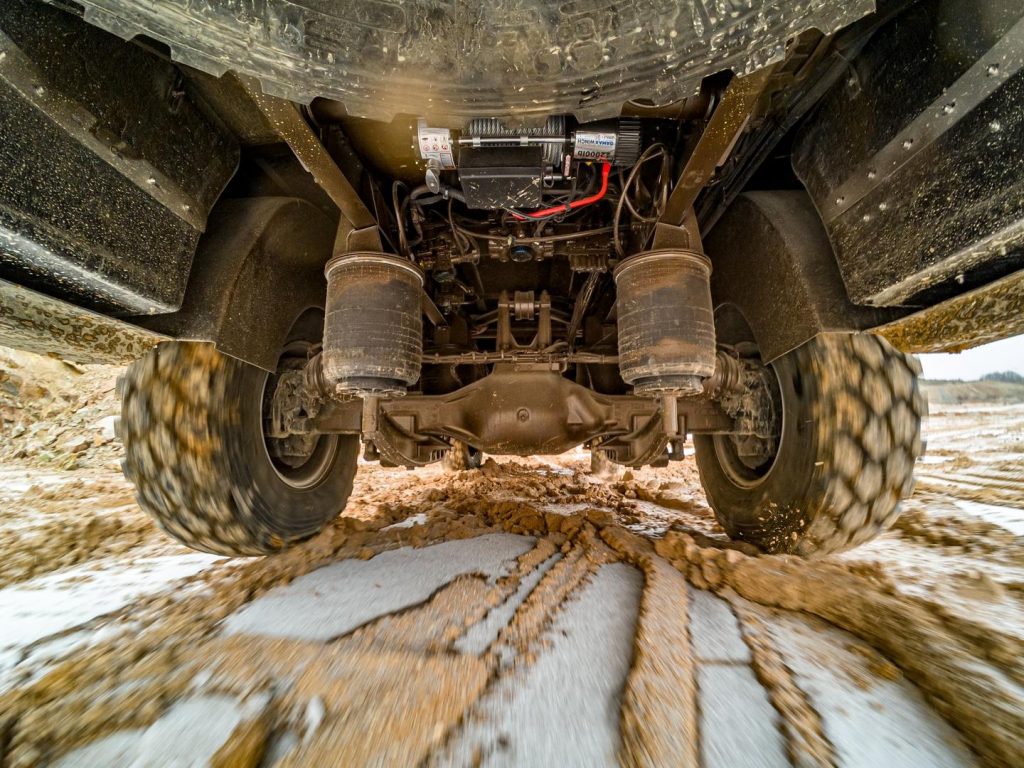 This Ridiculous Diesel 4x4 Bus Has Differential Locks And Takes On ...