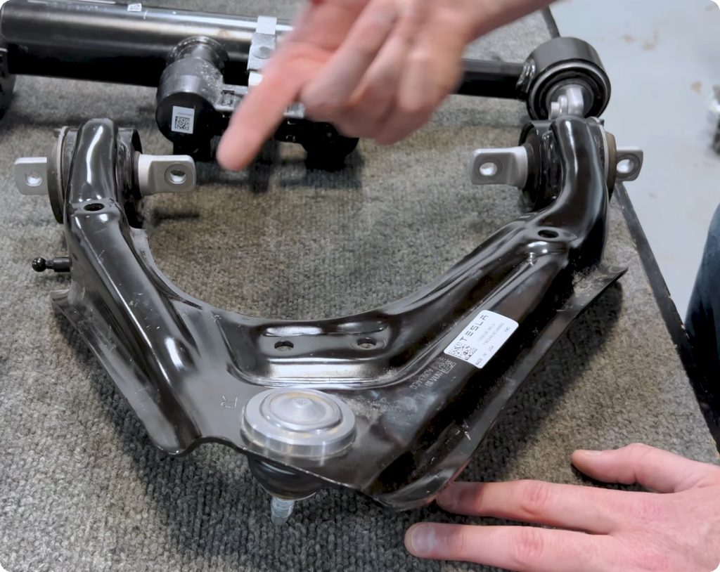 Engineering Experts Show How Tesla Saved Money On The Cybertruck's ...