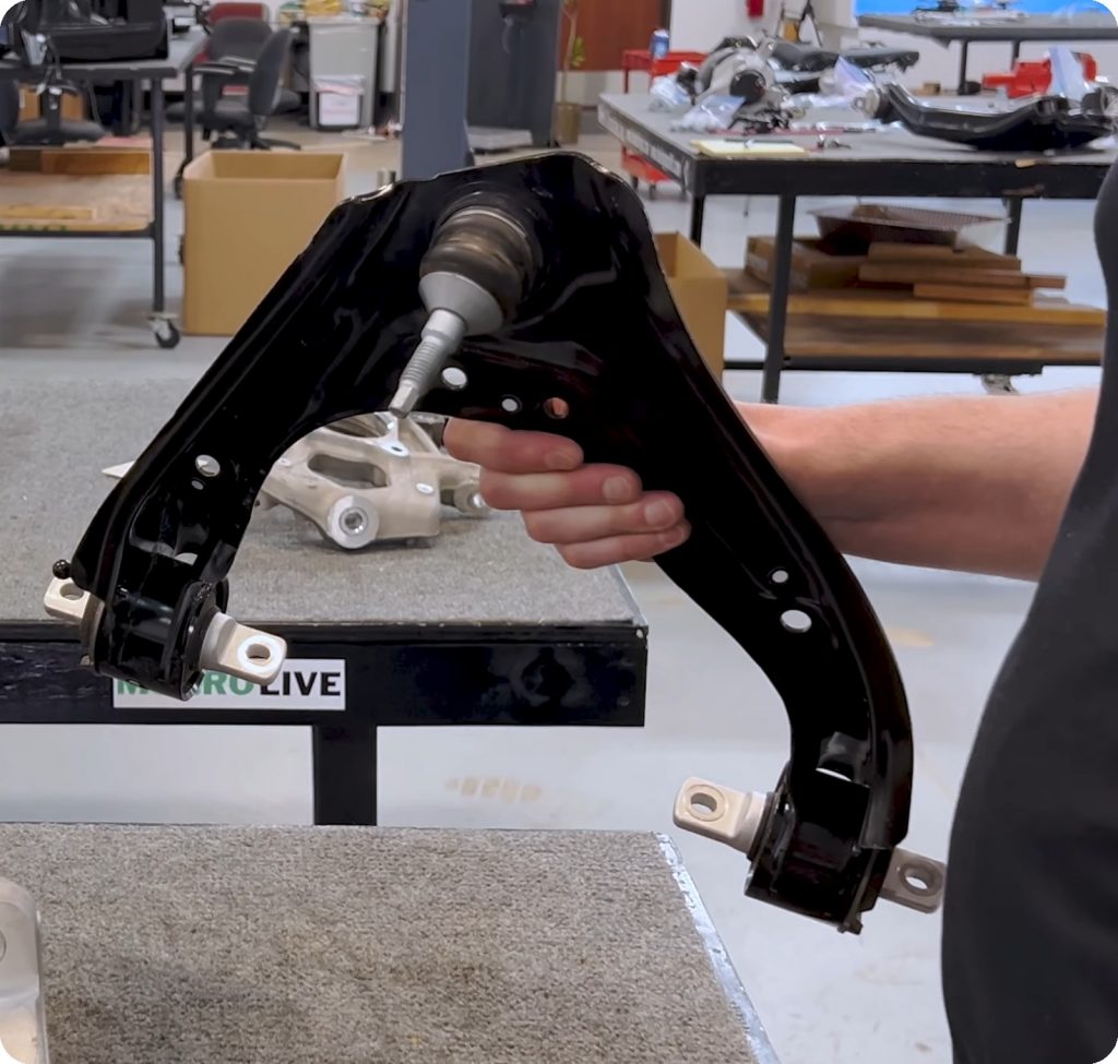 Engineering Experts Show How Tesla Saved Money On The Cybertruck's ...