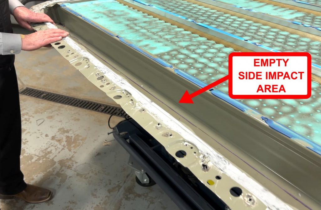 Here's How Tesla Keeps The Cybertruck's Battery From Exploding Or ...