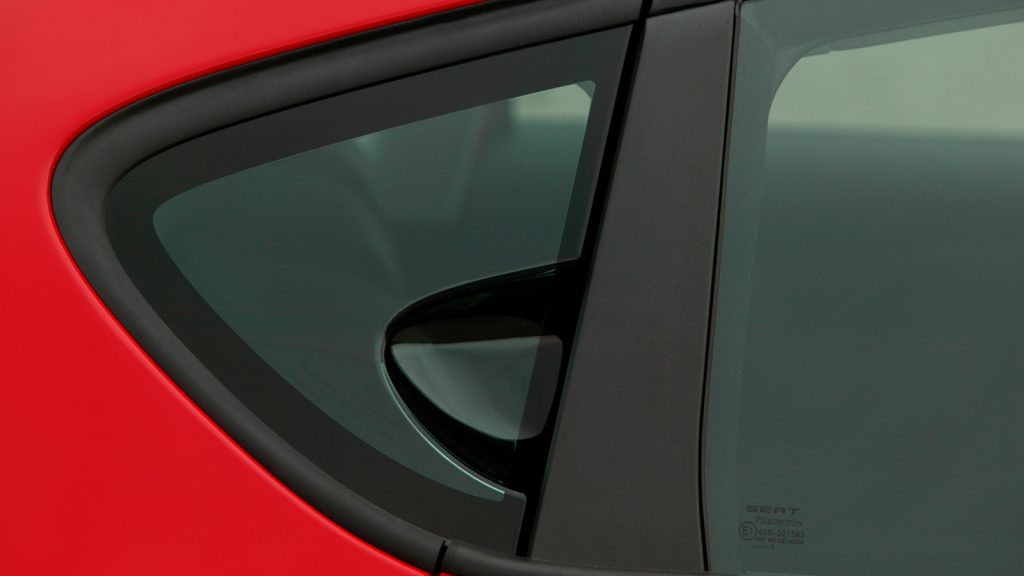 How Spanish Carmaker SEAT Once Brilliantly Integrated Door-Handles Into ...