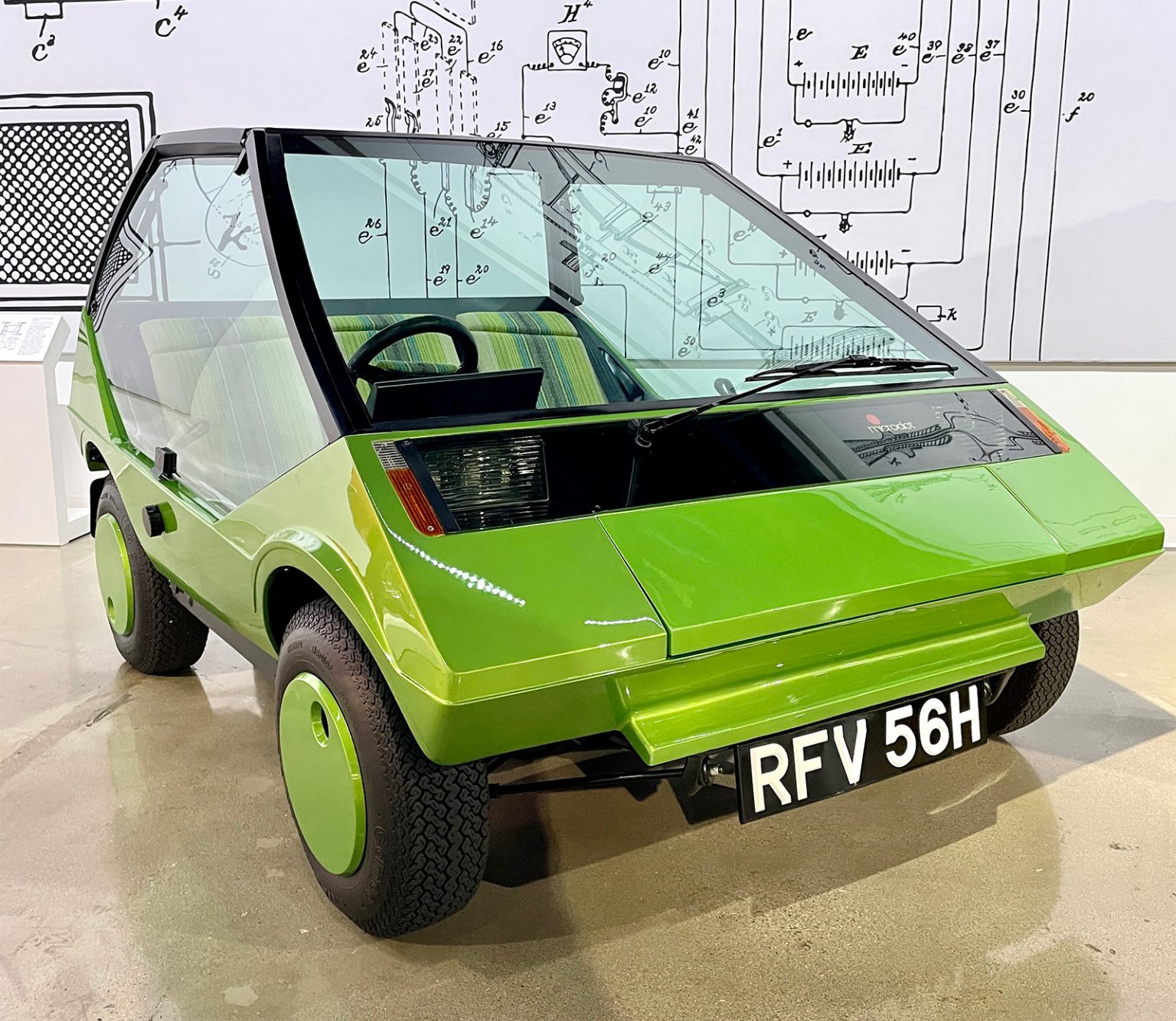 This Tiny Electric City Car Had A Touchscreen Dash 36 Years Before ...
