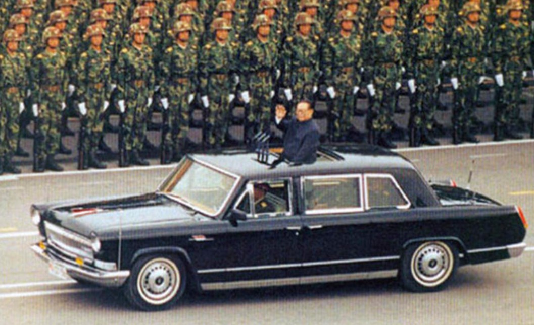 Here's A Deep Dive Into Chinese Military Parade Inspection Cars That ...