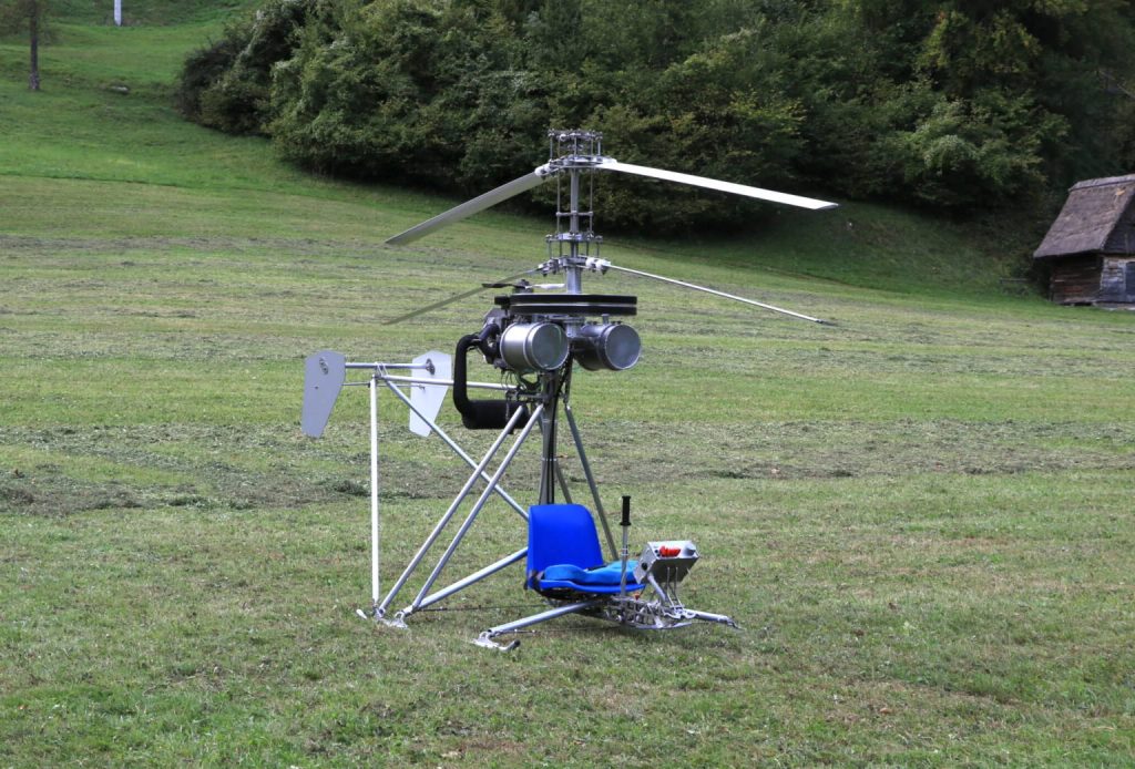 You Can Buy A Tiny Helicopter That Costs Just $35,000 And Could Fit In ...