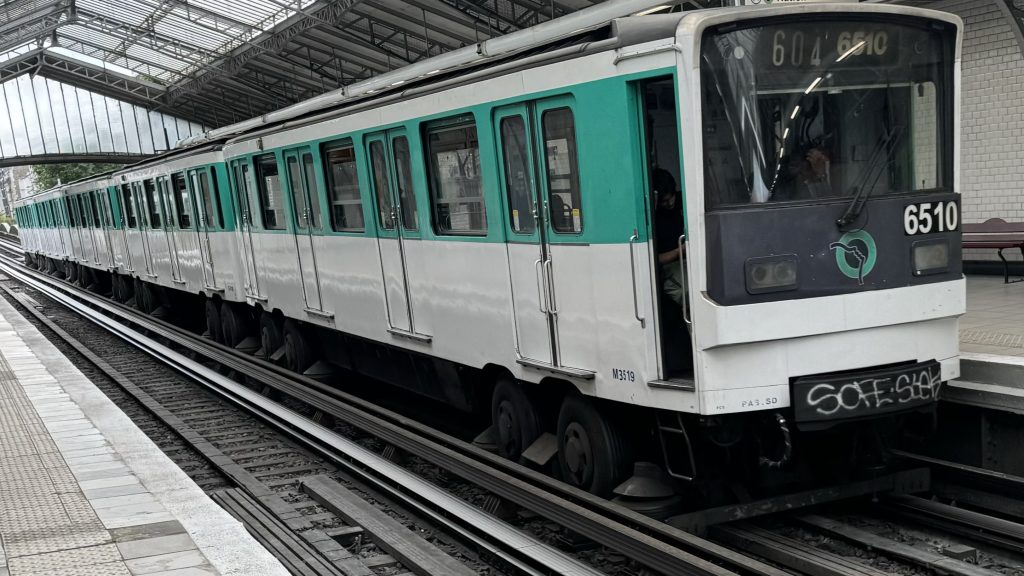 Some Trains Have Rubber Tires Like Giant Buses And The Reason Why Makes ...