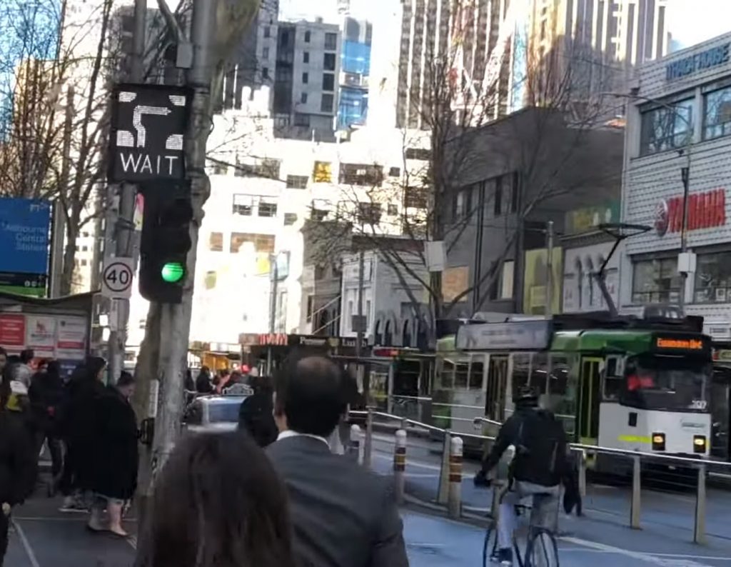 The Complex Magic Of The 'Michigan Left' And Australia's 'Hook Turn ...