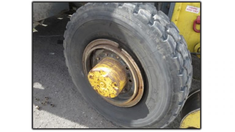 Watch This Vintage Safety Ad Demonstrate Why Split Rims Are So ...