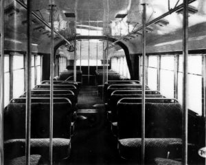 America's First Articulated Bus Was A Diesel-Electric Weirdo That Was ...