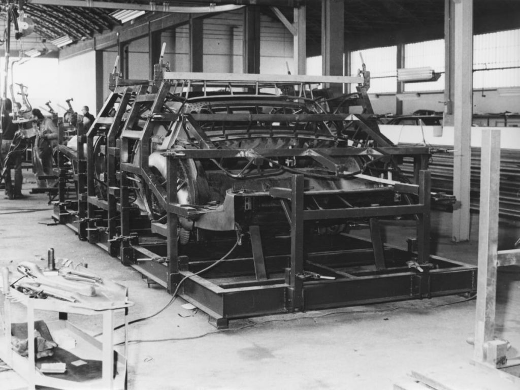 This Company Tried To Turn Cheap Pontiacs Into The World's Most ...