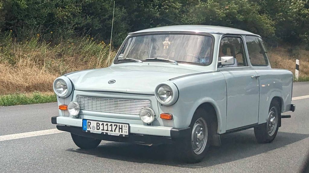 David Found A European-Spec Ford Explorer And It's Both Familiar And ...