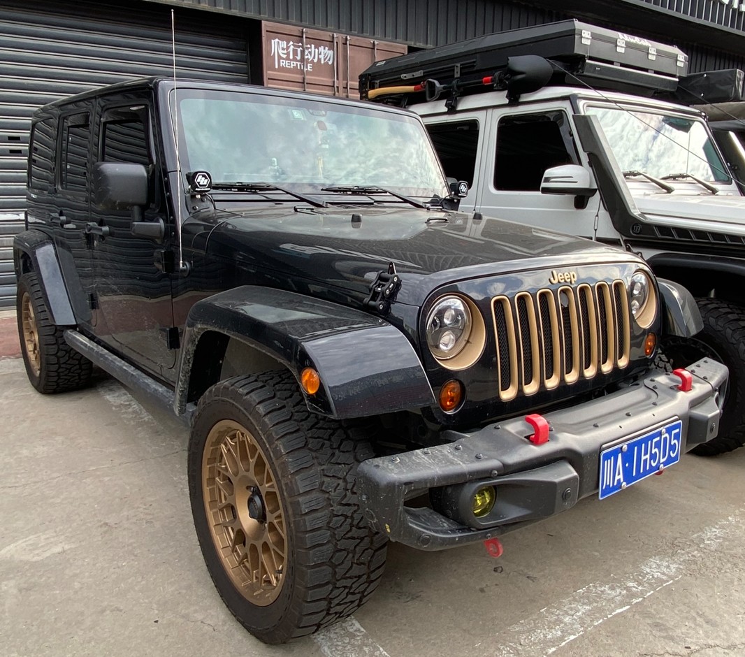 Here's How All These Random American Cars Ended Up In China - The Autopian