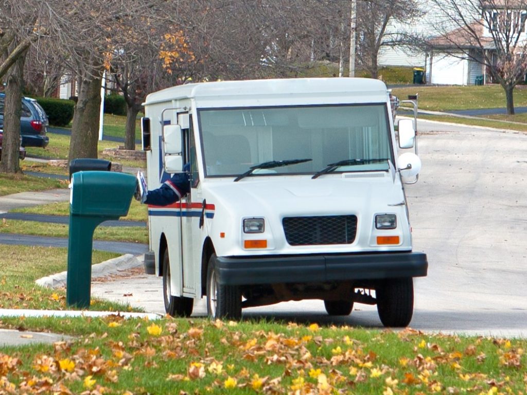 Those Slightly Curvier Postal Trucks Aren't What You Think - The Autopian